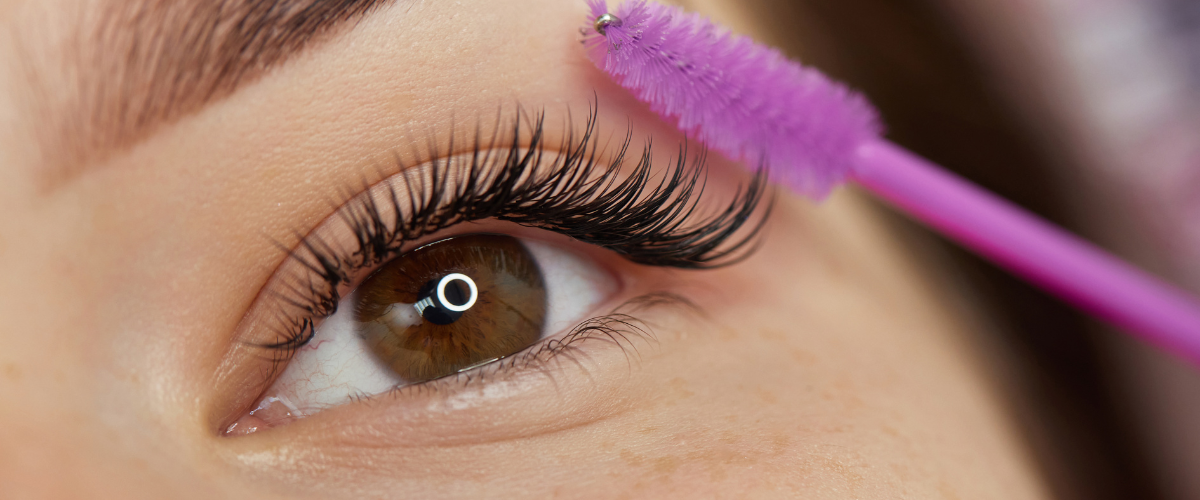 Lash Shampoo 101 : Keep Your Extensions Clean, Fluffy, and Long-Lastin ...